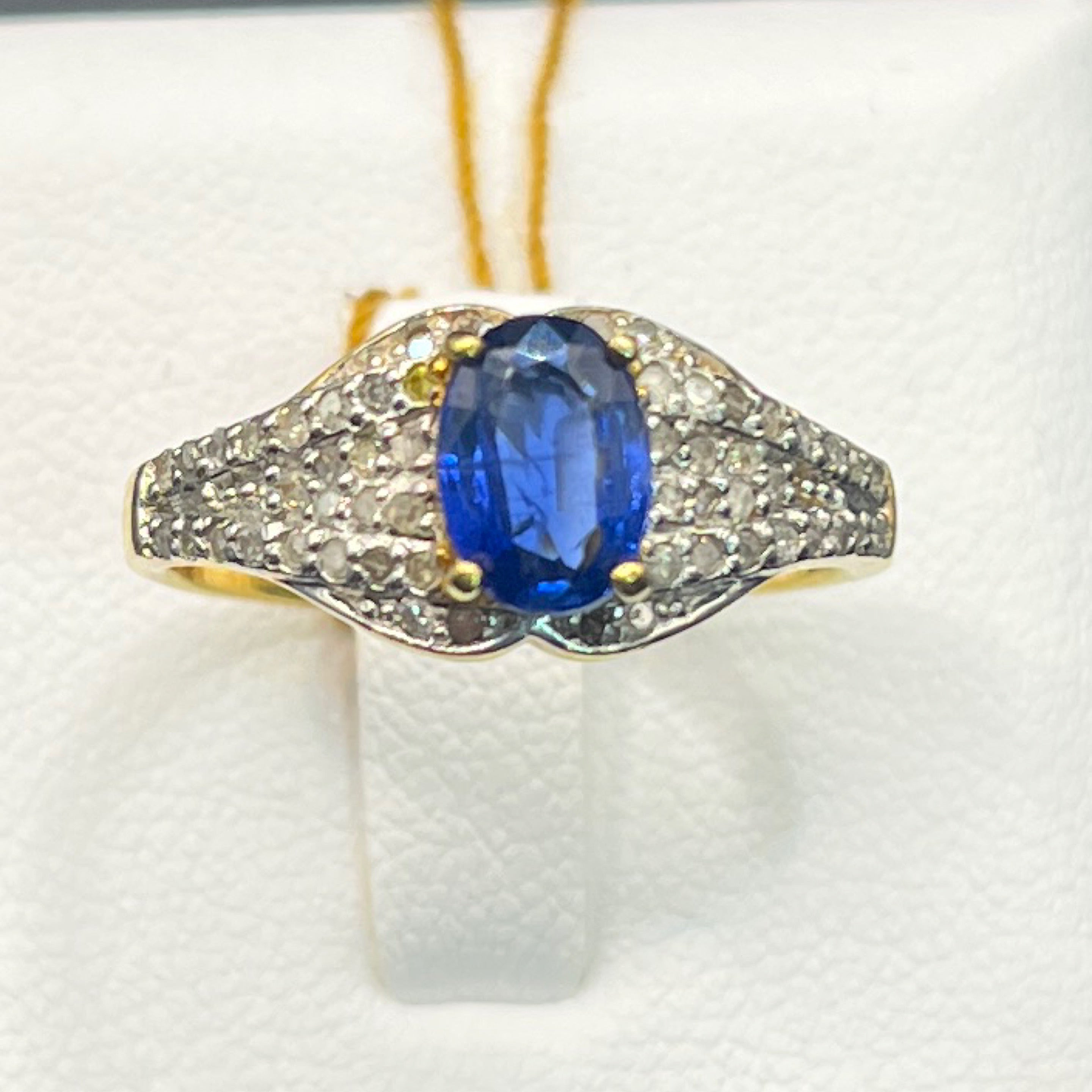 Natural Corundum Sapphire & Diamonds | Siam Exclusive Gems & Jewelry USA